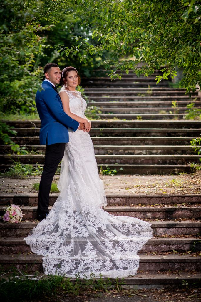 Alexandra V. - LaNovia - Rochii de mireasa